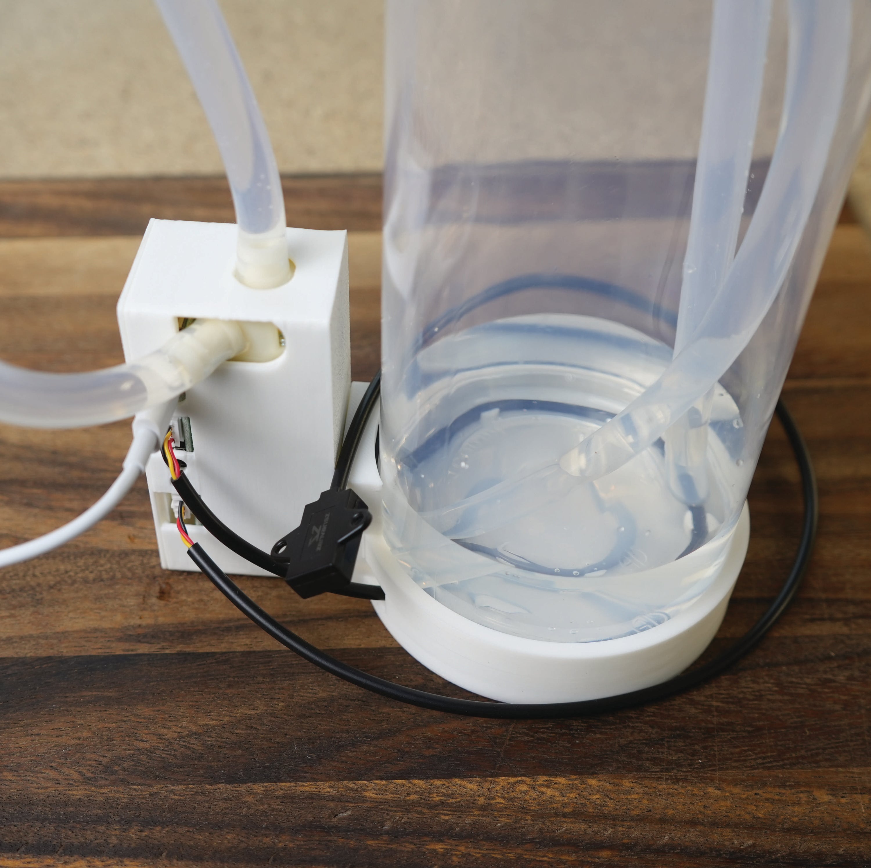 PUMP-1 Home Automation Fluid Pump | Apollo Automation